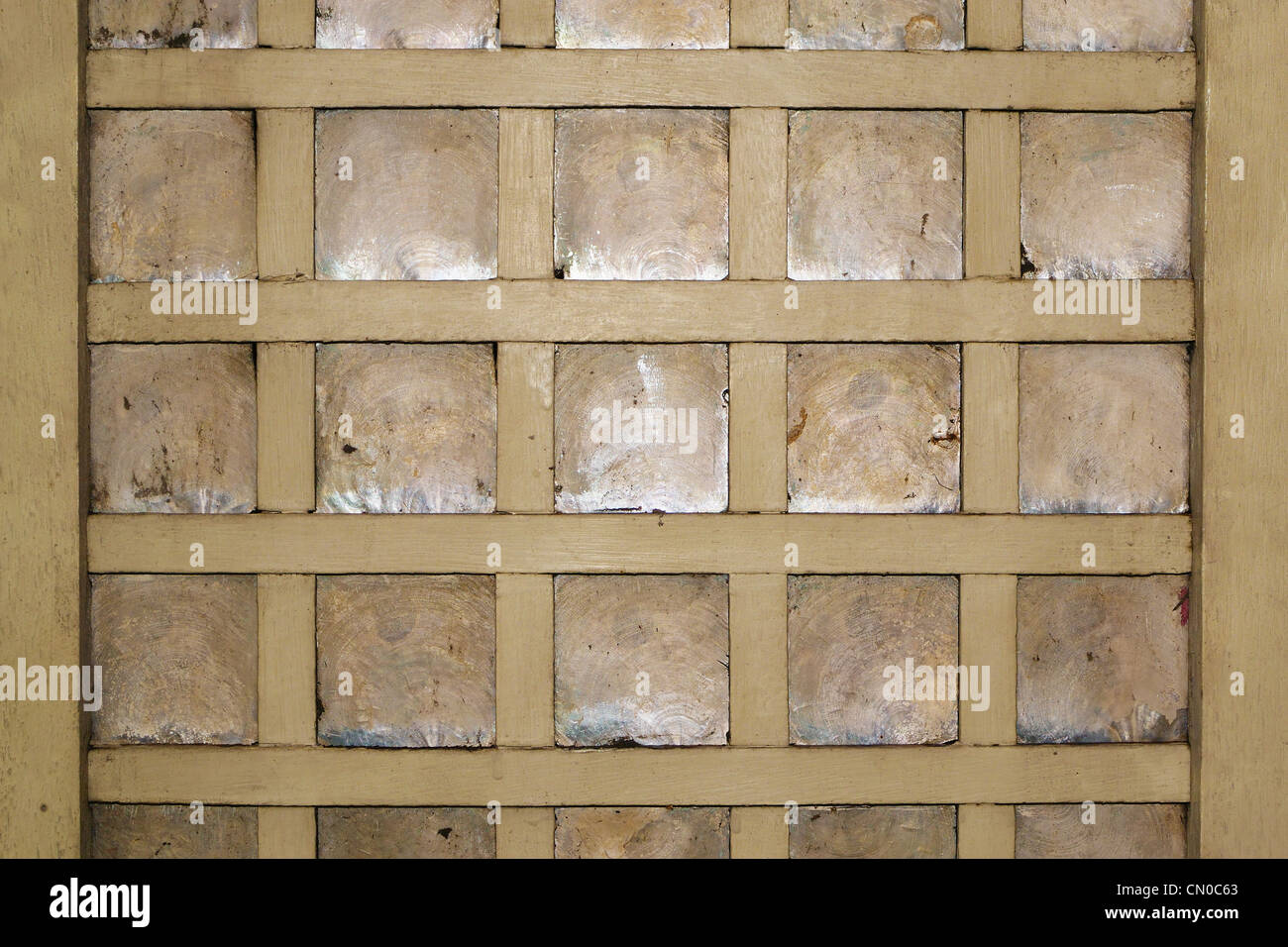 Capiz window hi-res stock photography and images - Alamy