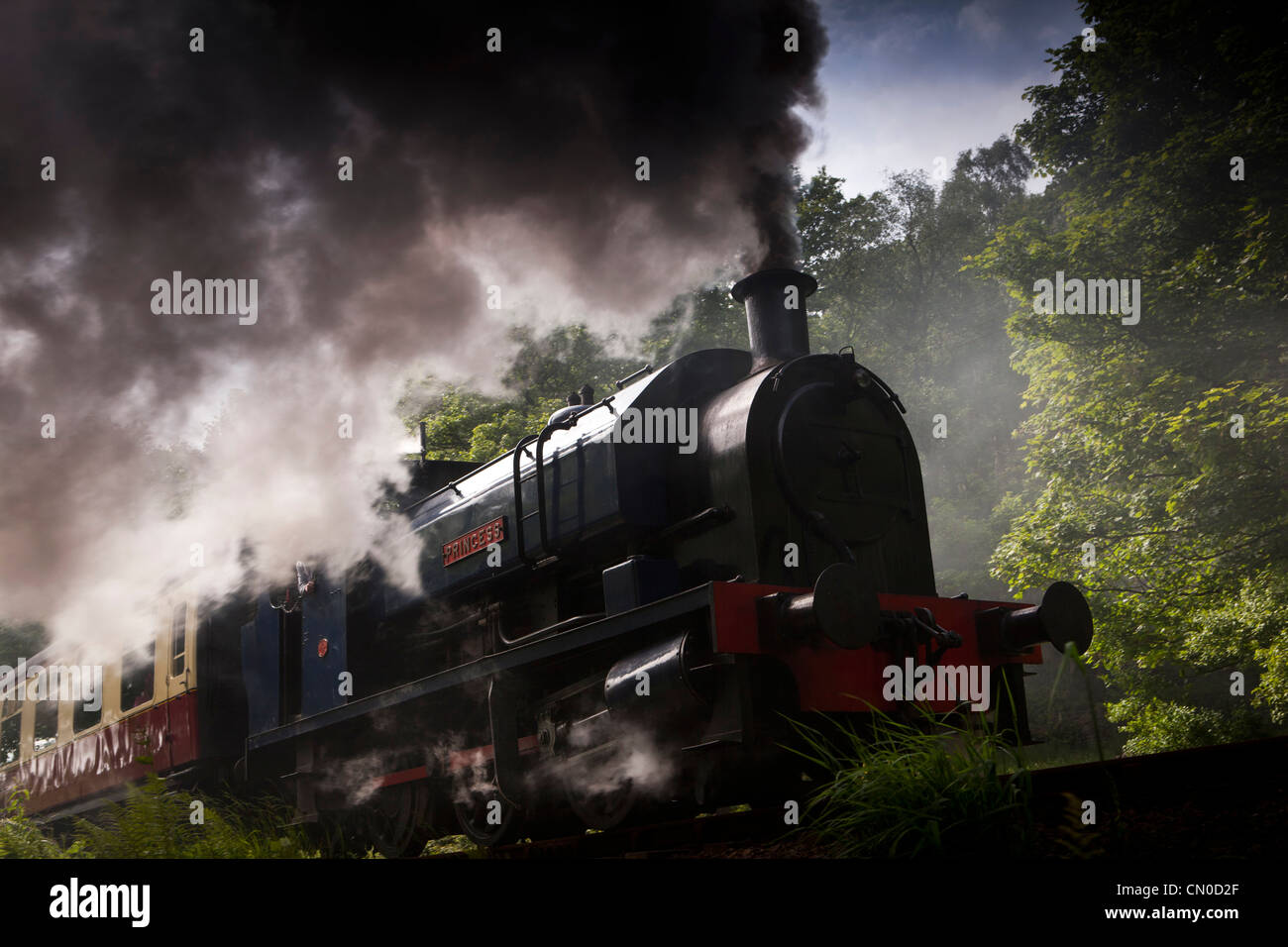 Lakeside and haverthwaite railway hi-res stock photography and images ...