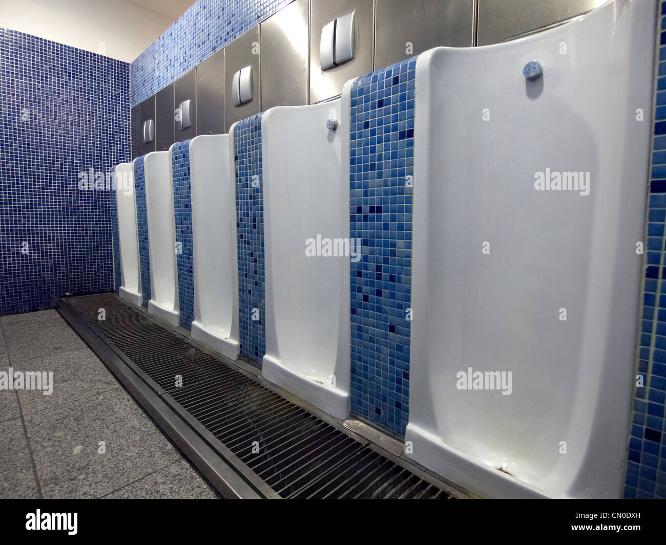 Public toilets mens urinal hi-res stock photography and images - Alamy