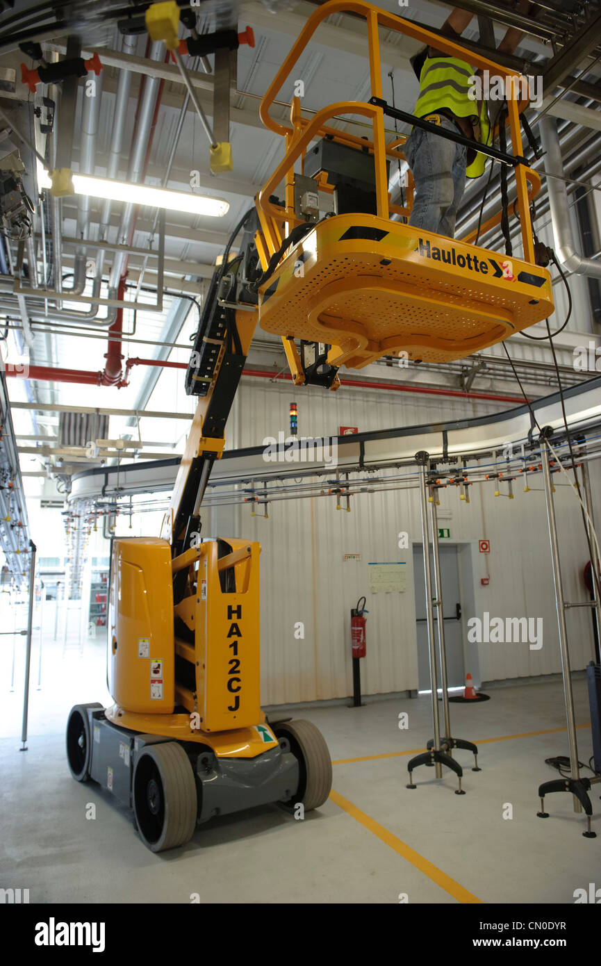 Haulotte HA 12 CJ articulated boom Stock Photo - Alamy