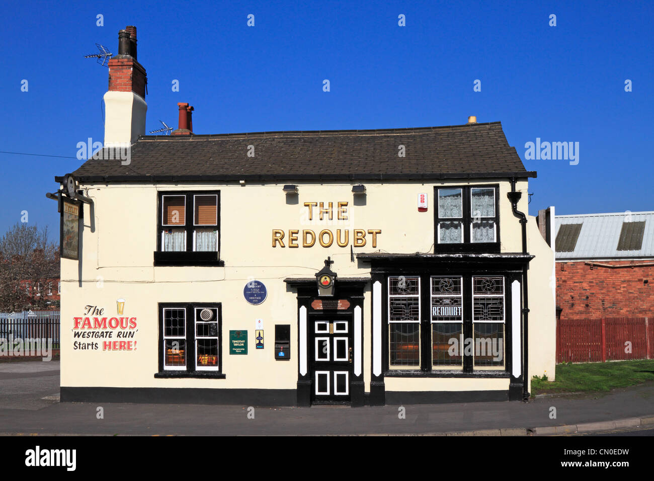The Redoubt pub, start of the famous Westgate Run, Wakefield, West ...