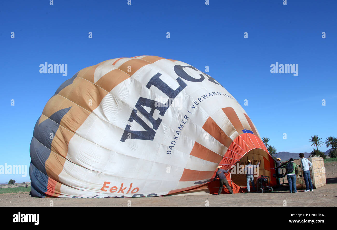 Hot air balloon morocco hi-res stock photography and images - Alamy
