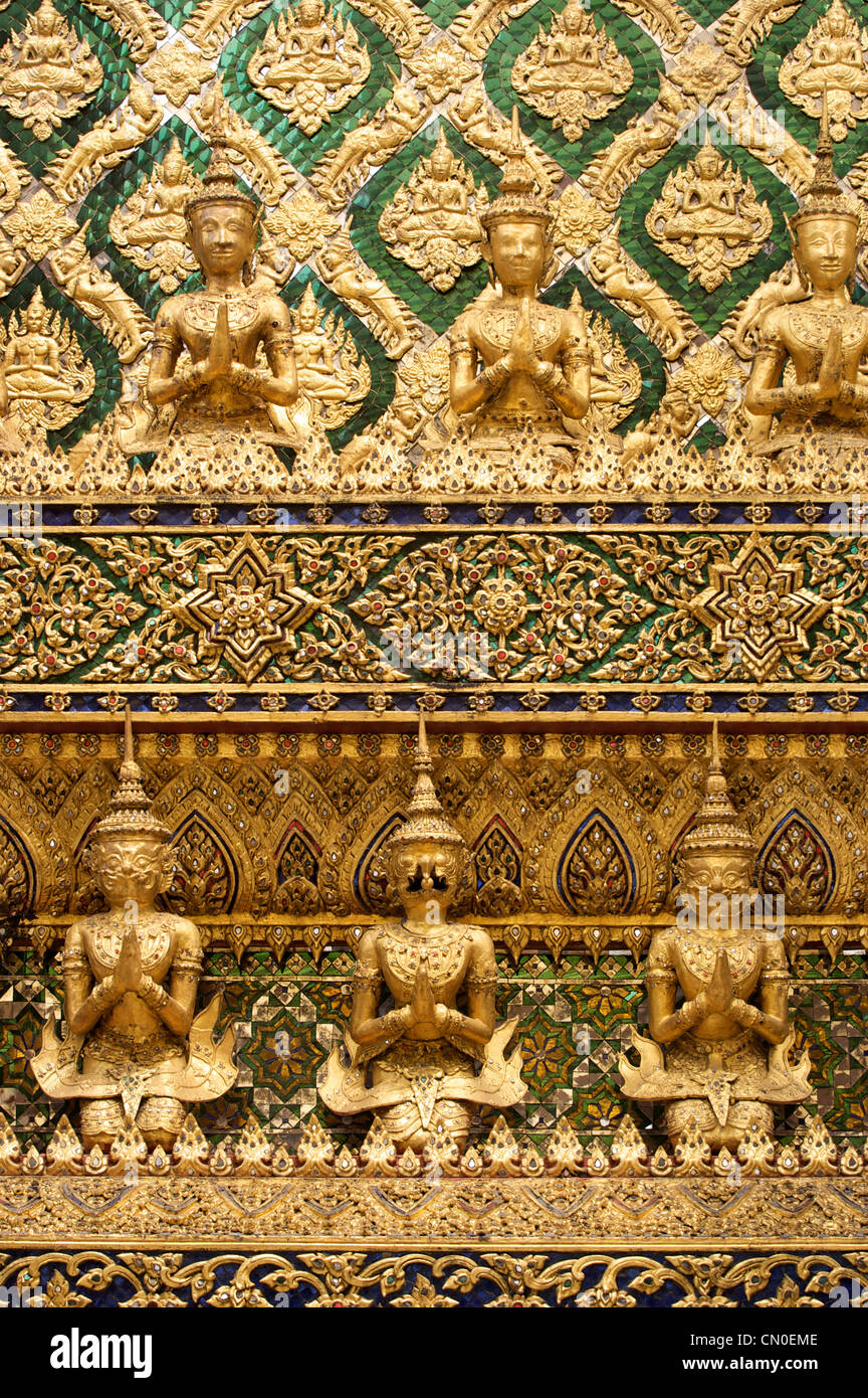 mirrors,mosaics,painted tiles,decorations,Grand Palace,wat pra keaw ...