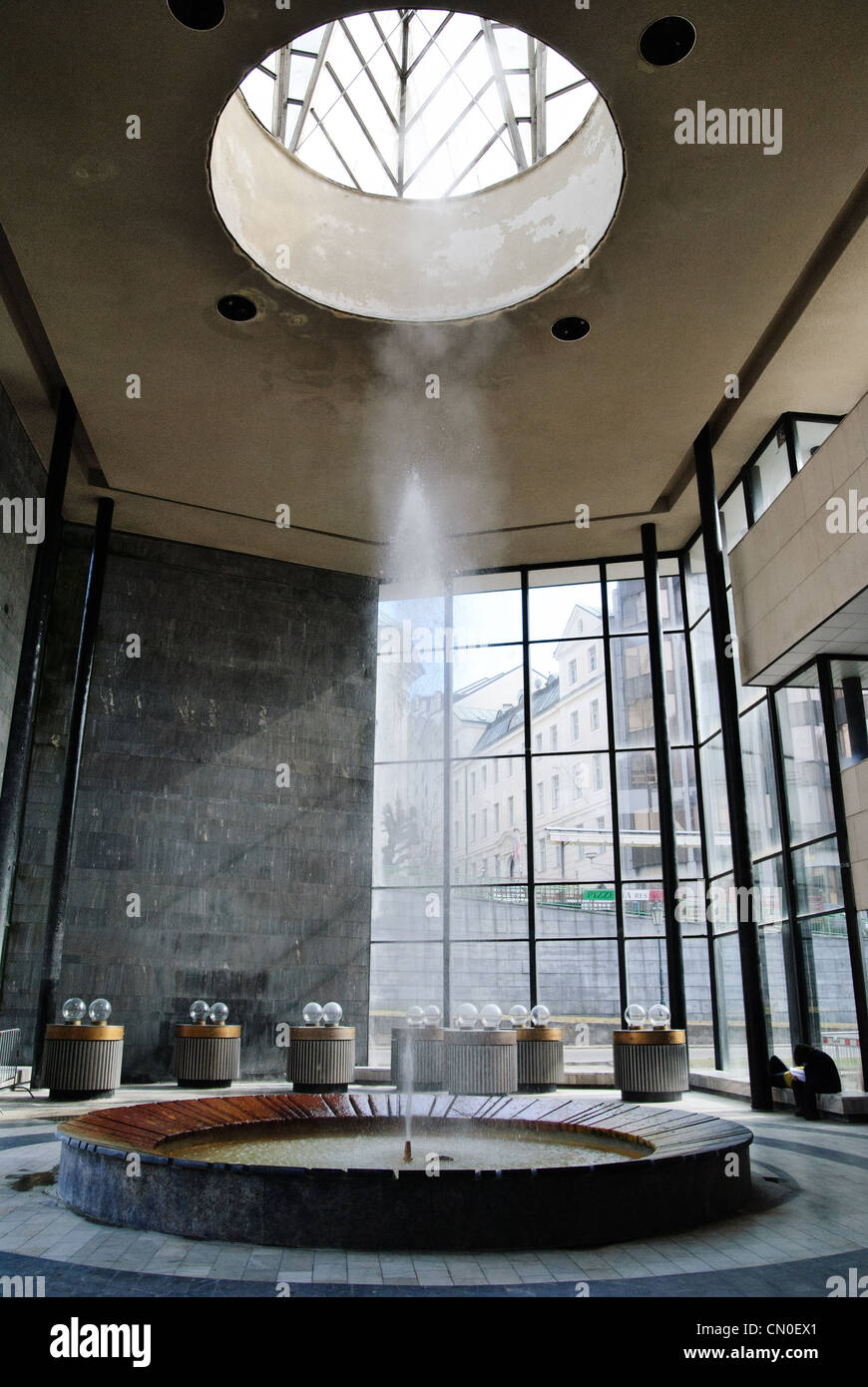 Pramen Vridlo (The Hot Spring colonnade), Karlovy Vary, Czech Republic ...