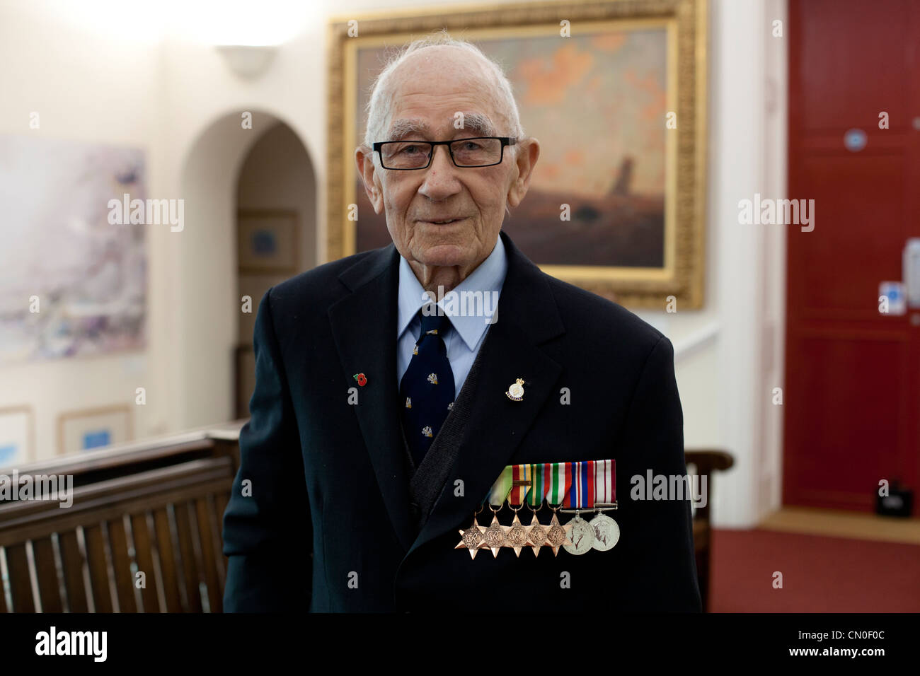Mr Bill Bannister, Surviving member of the Nazaire raid Stock Photo - Alamy
