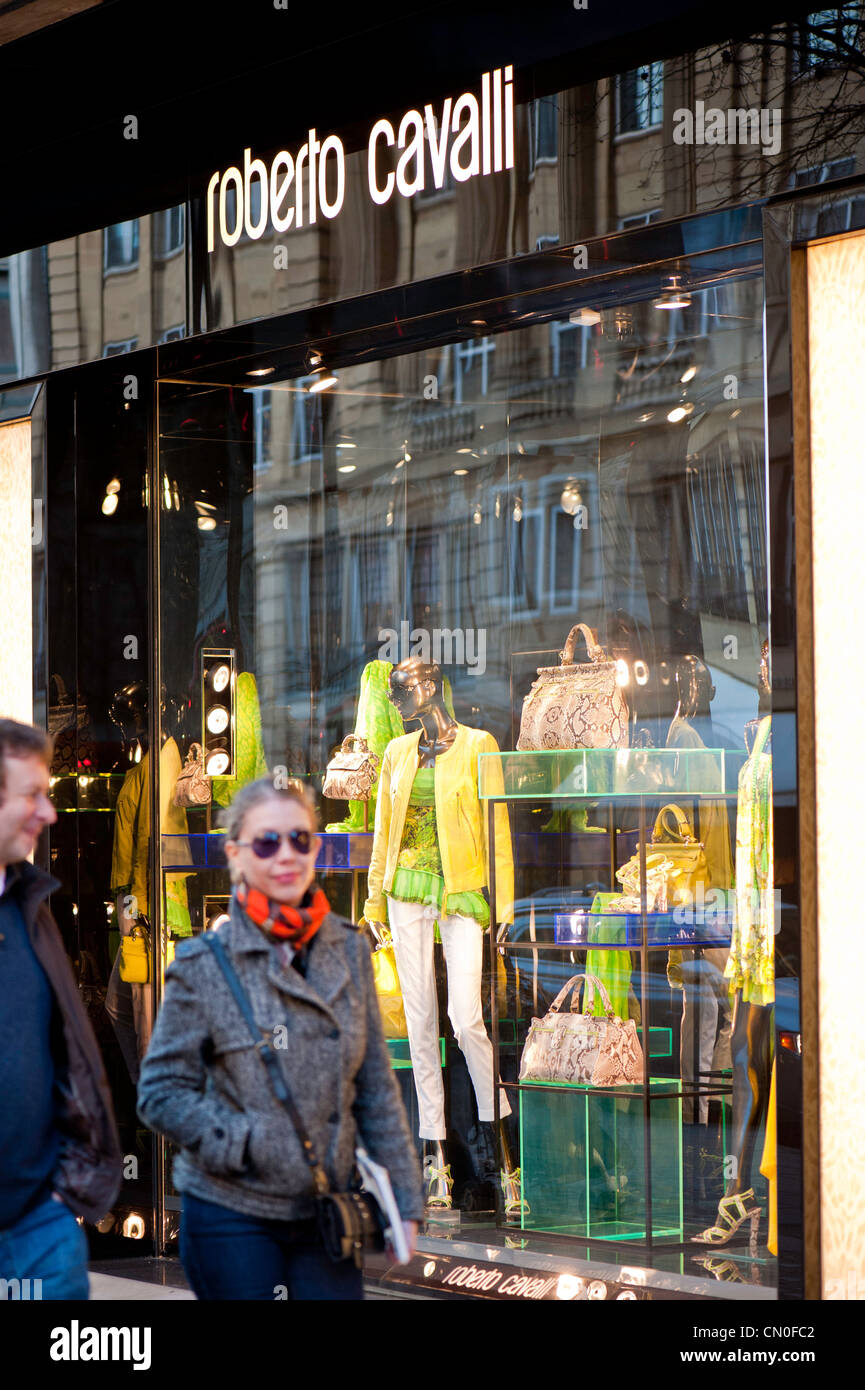 London sloane street shops hi-res stock photography and images - Alamy