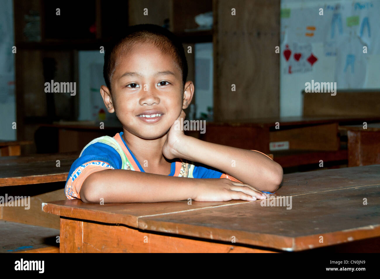 boy laughing in class room Stock Photo - Alamy boy laughing in class room Stock Photo - Alamy