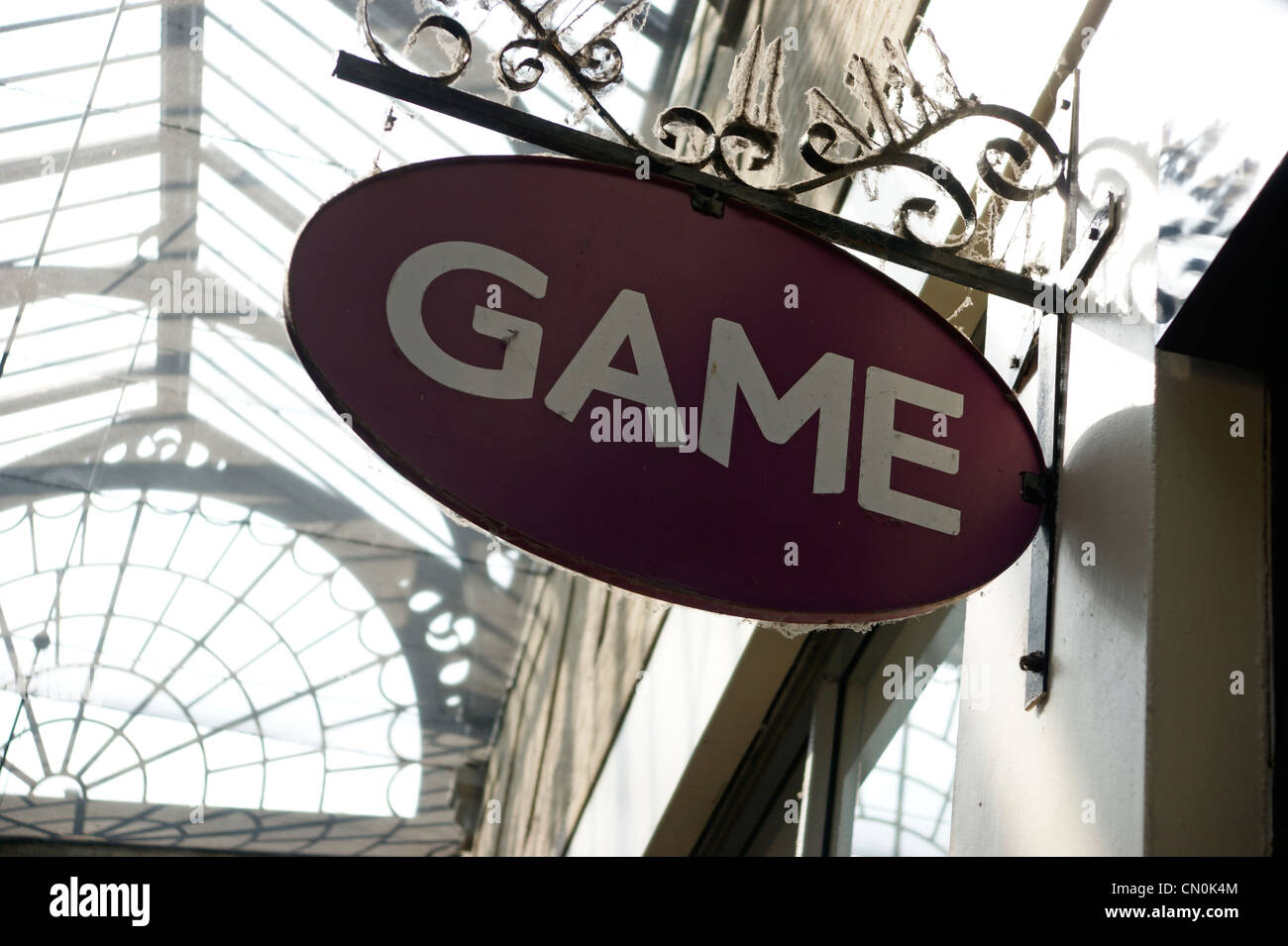 Game stores logo hi-res stock photography and images - Alamy