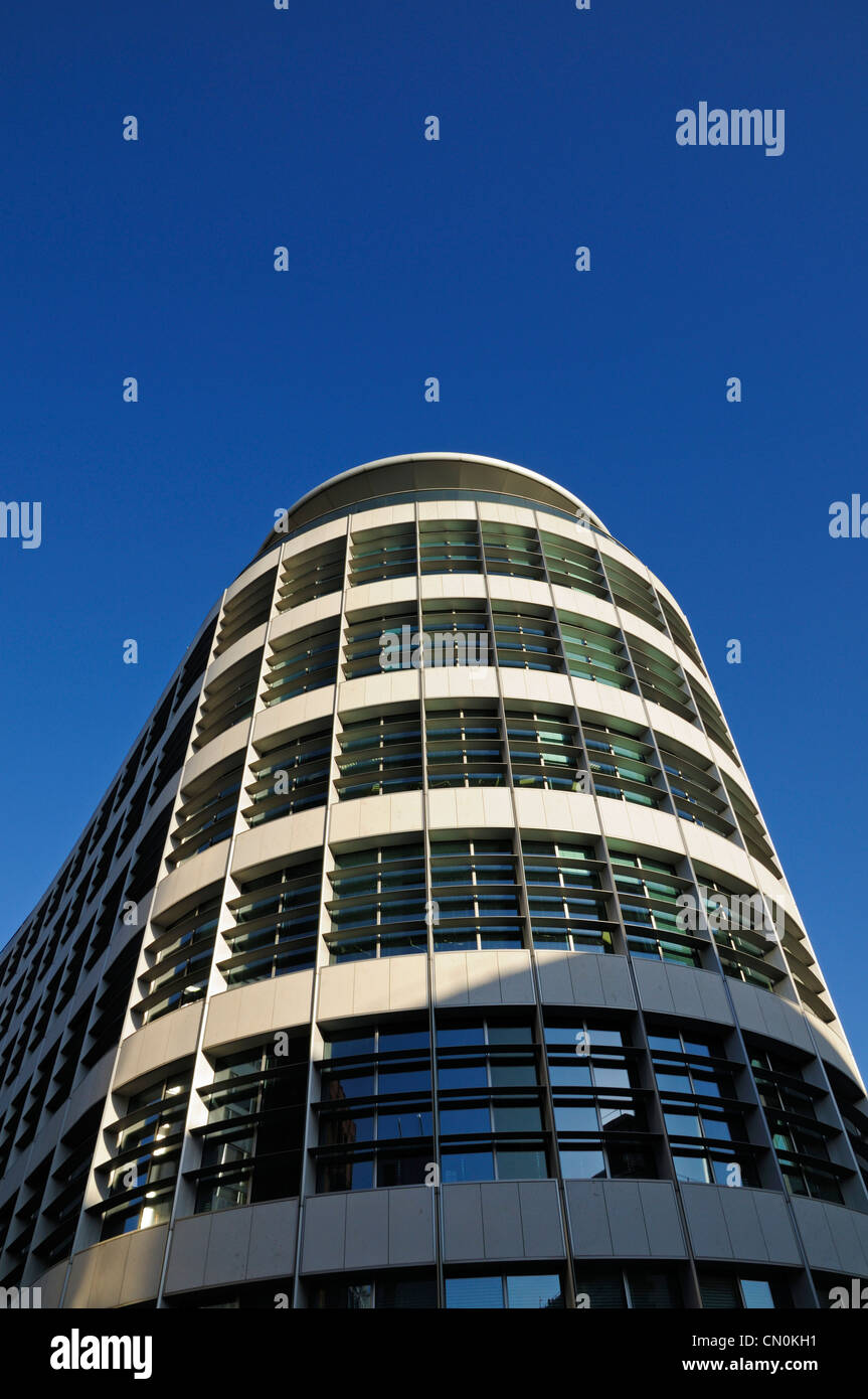 Tower place office building london hi-res stock photography and images ...
