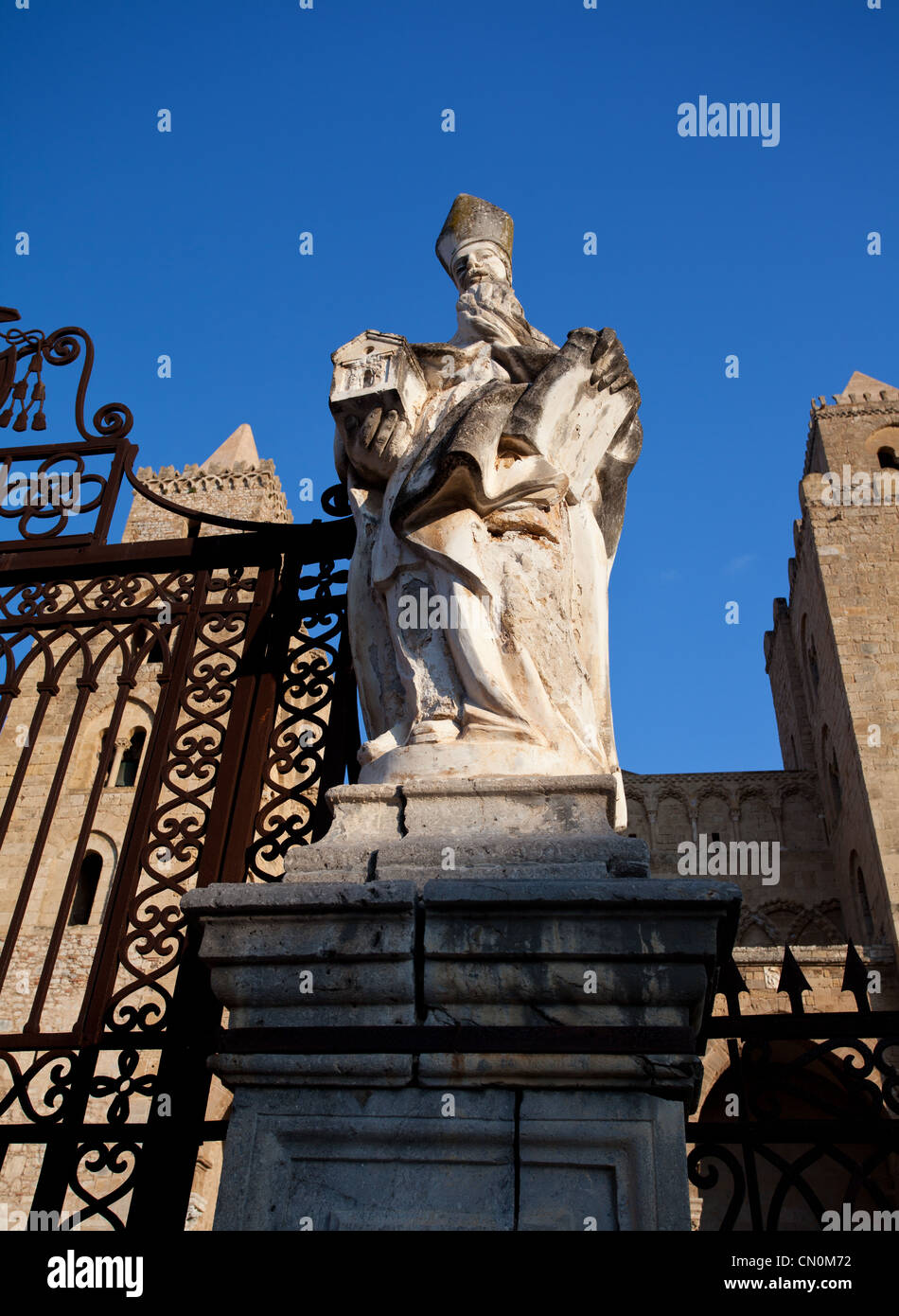 Historic cefalu cathedral hi-res stock photography and images - Alamy