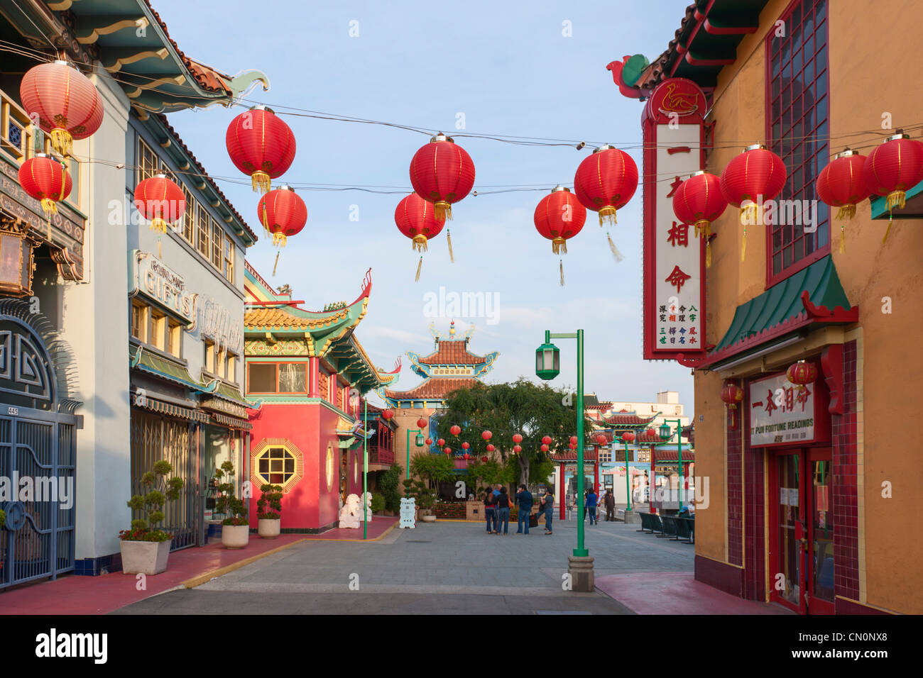 Chinatown central Plaza, Los Angeles Stock Photo - Alamy