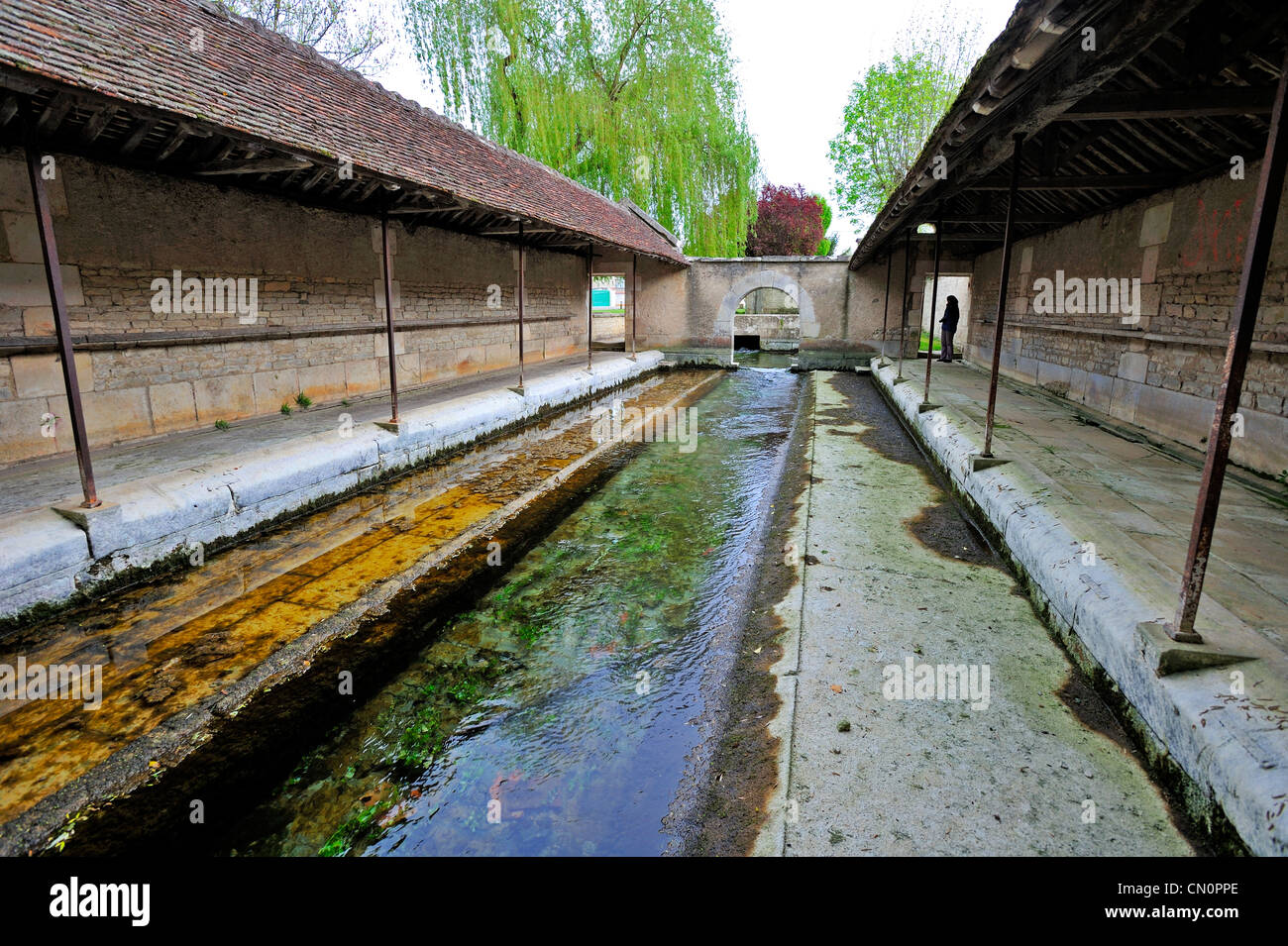 Old factory building france hi-res stock photography and images - Alamy