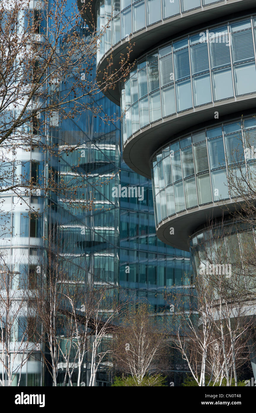 London modern architecture detail hi-res stock photography and images ...