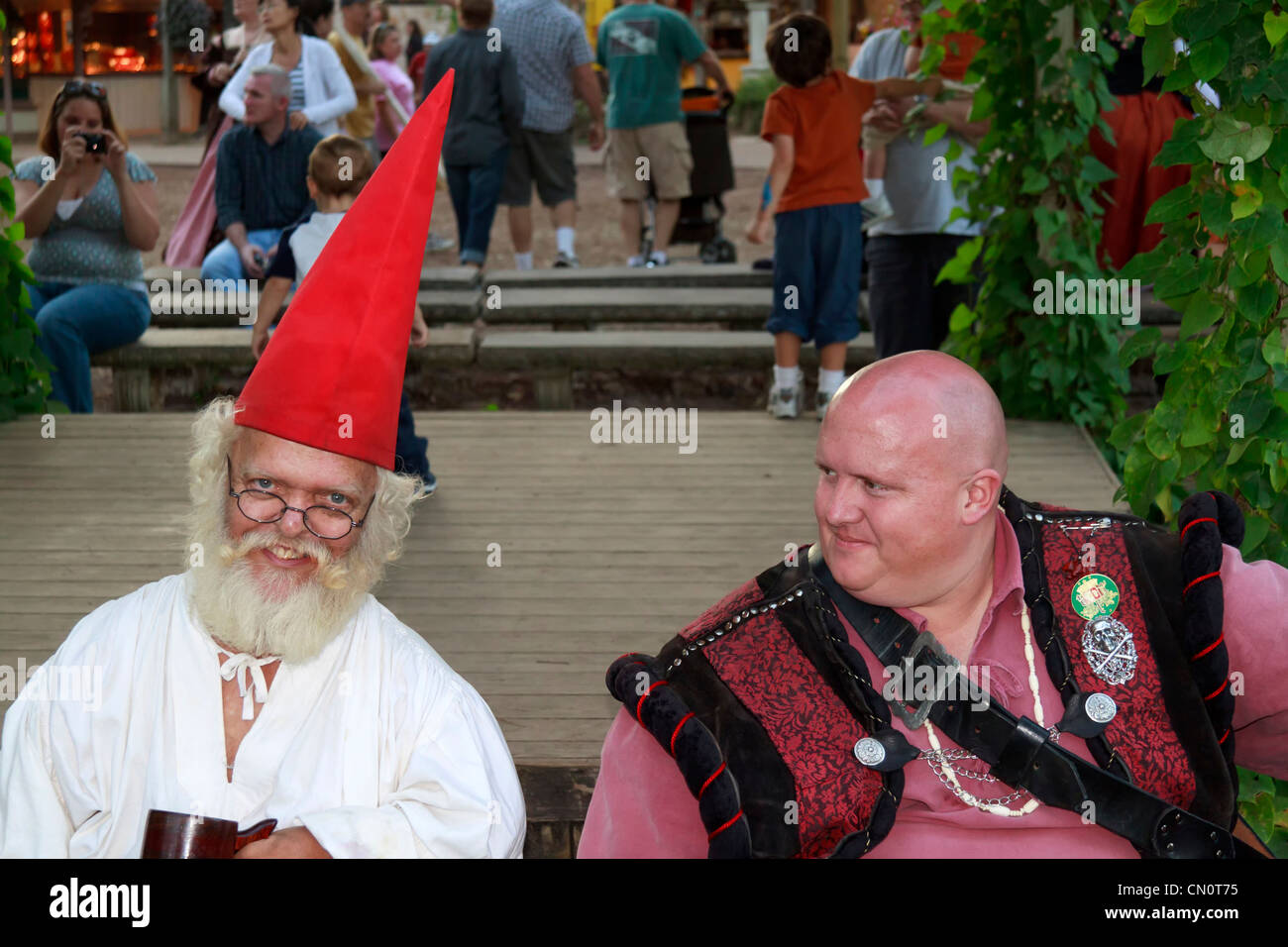 Renaissance festival entertainer hi-res stock photography and images ...