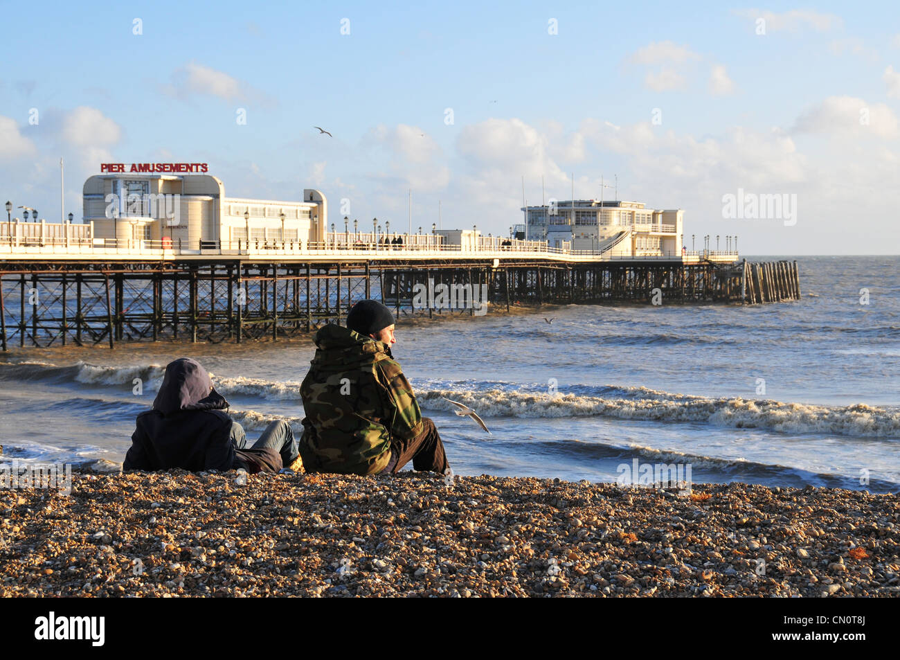 Worthing beach hi-res stock photography and images - Alamy