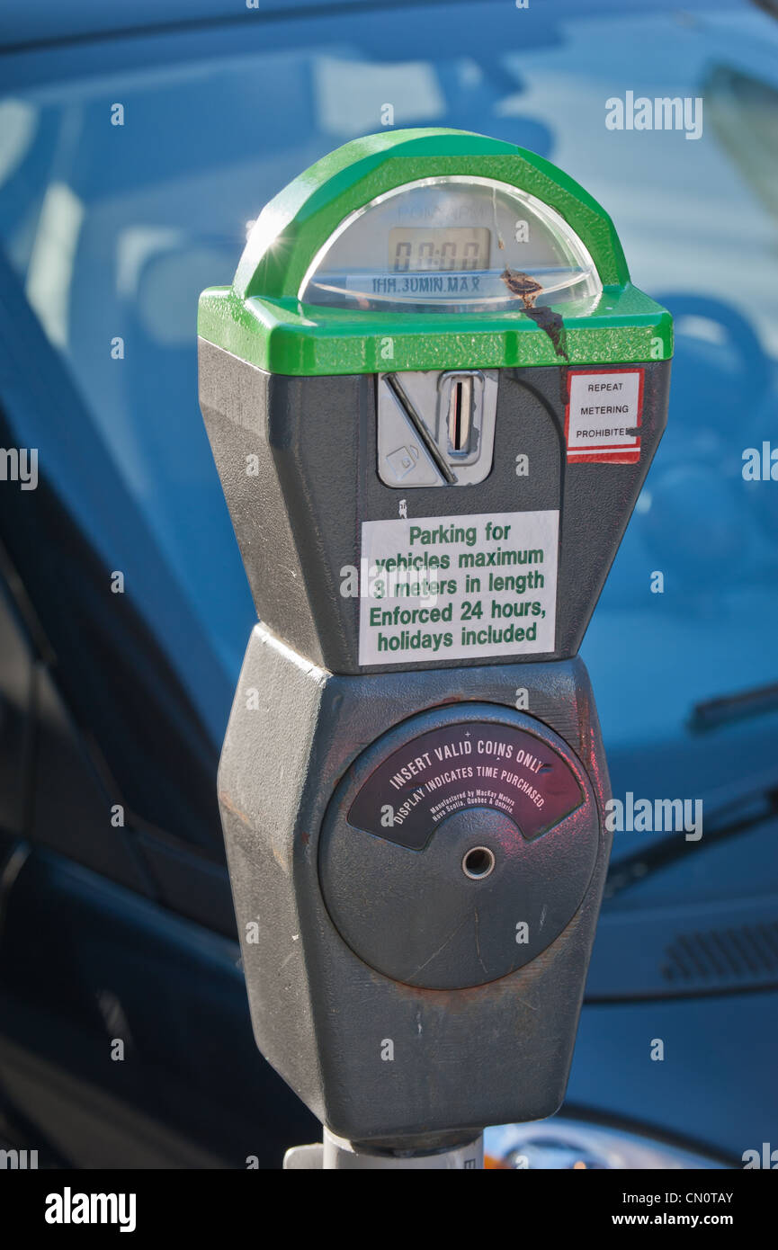 Car parking meter hi-res stock photography and images - Alamy