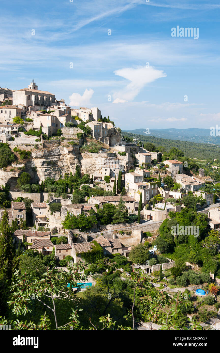 landscape with hilltop village Gordes in the French Provence Stock ...