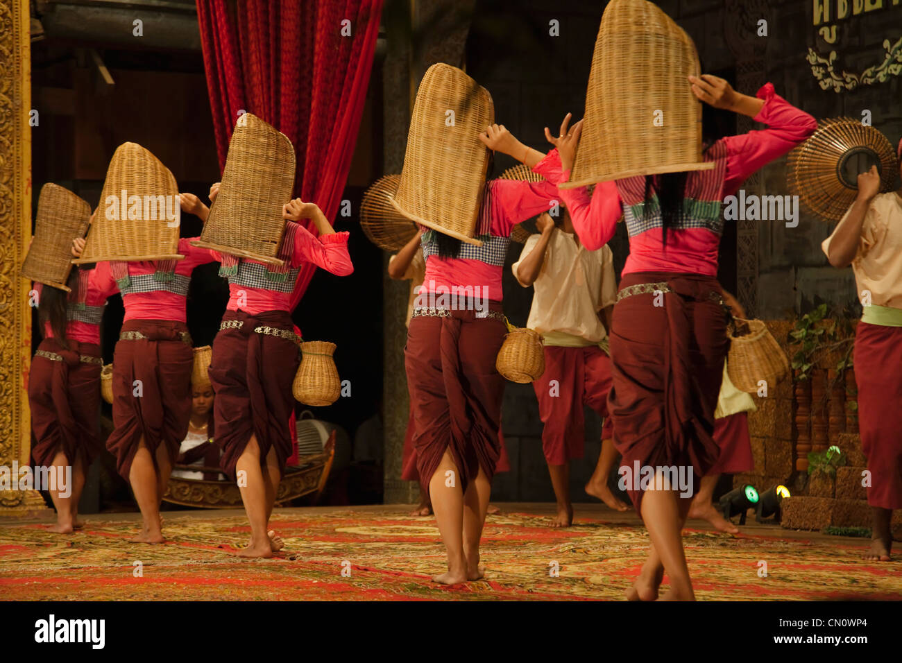 Khmer dance performance, Cambodia Stock Photo - Alamy