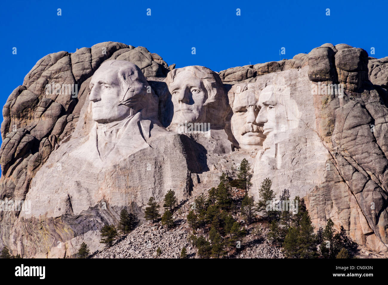 President sculptures Mount Rushmore National Memorial in South Dakota ...