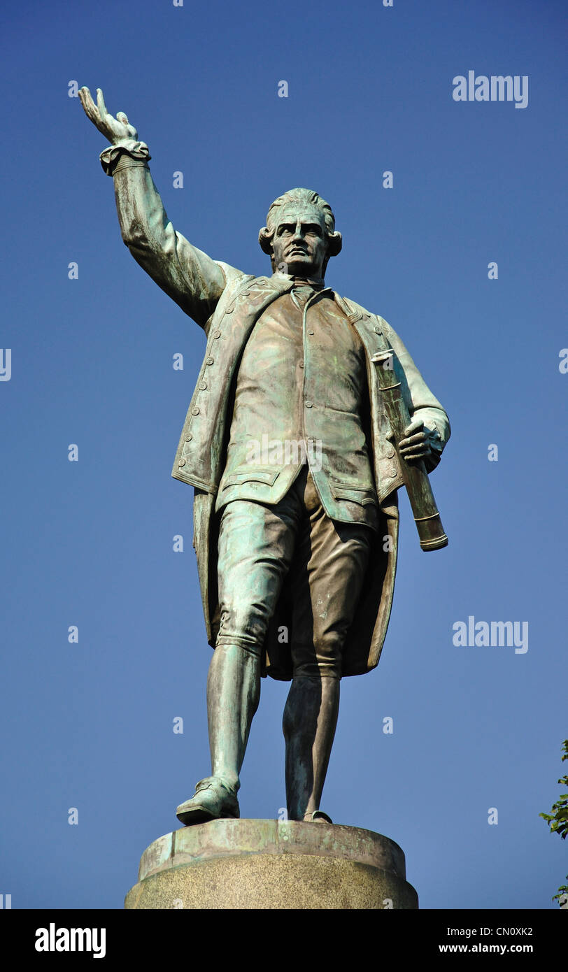 Captain Cook statue in Hyde Park, Sydney, New South Wales, Australia ...