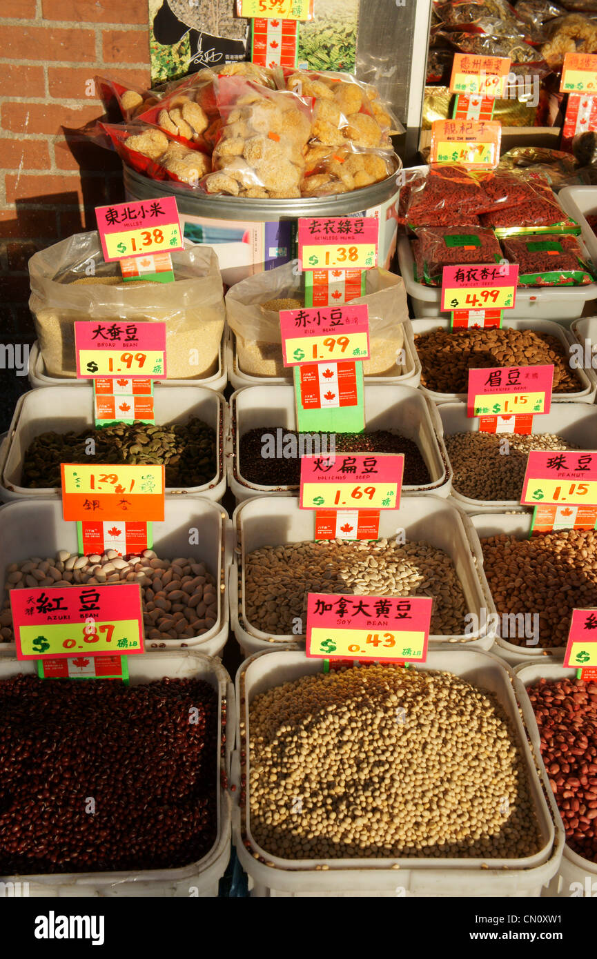 Dried foodstuff hi-res stock photography and images - Alamy