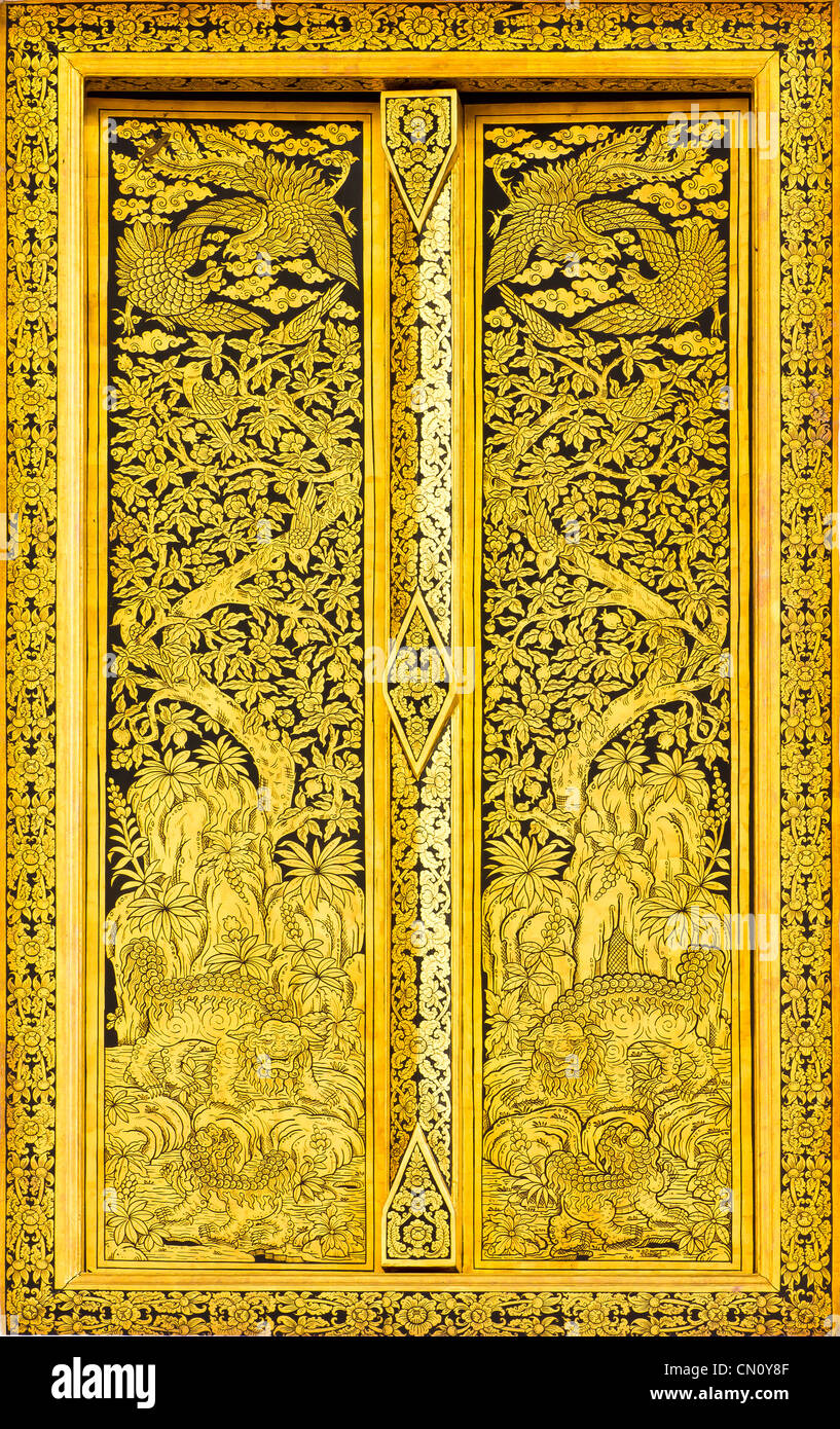 Design beautiful Thai temple gate Stock Photo - Alamy