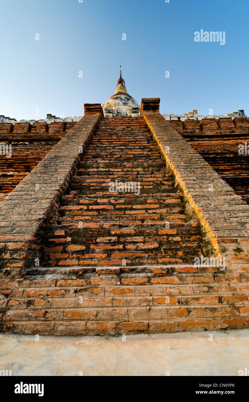 Steep temple steps hi-res stock photography and images - Alamy