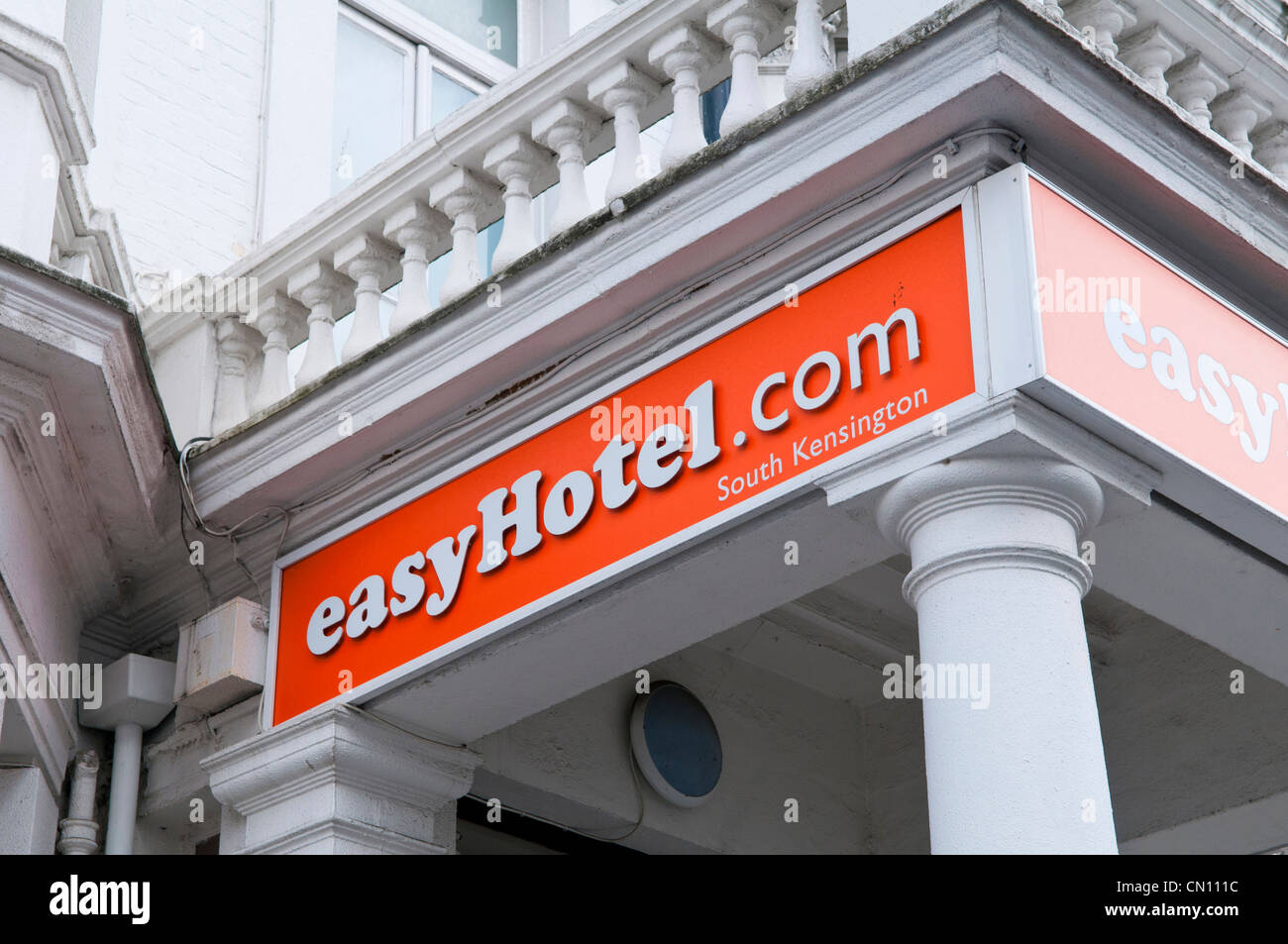 Easy Hotel Logo HOTEL LOGO Template | PosterMyWall