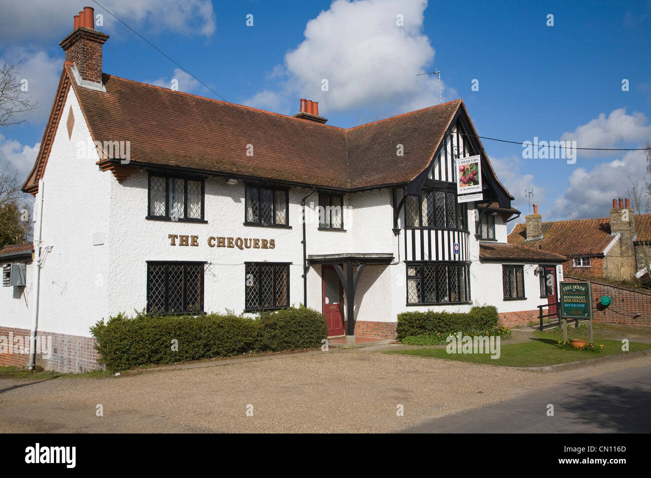 Chequers pub Kettleburgh, Suffolk, England Stock Photo - Alamy