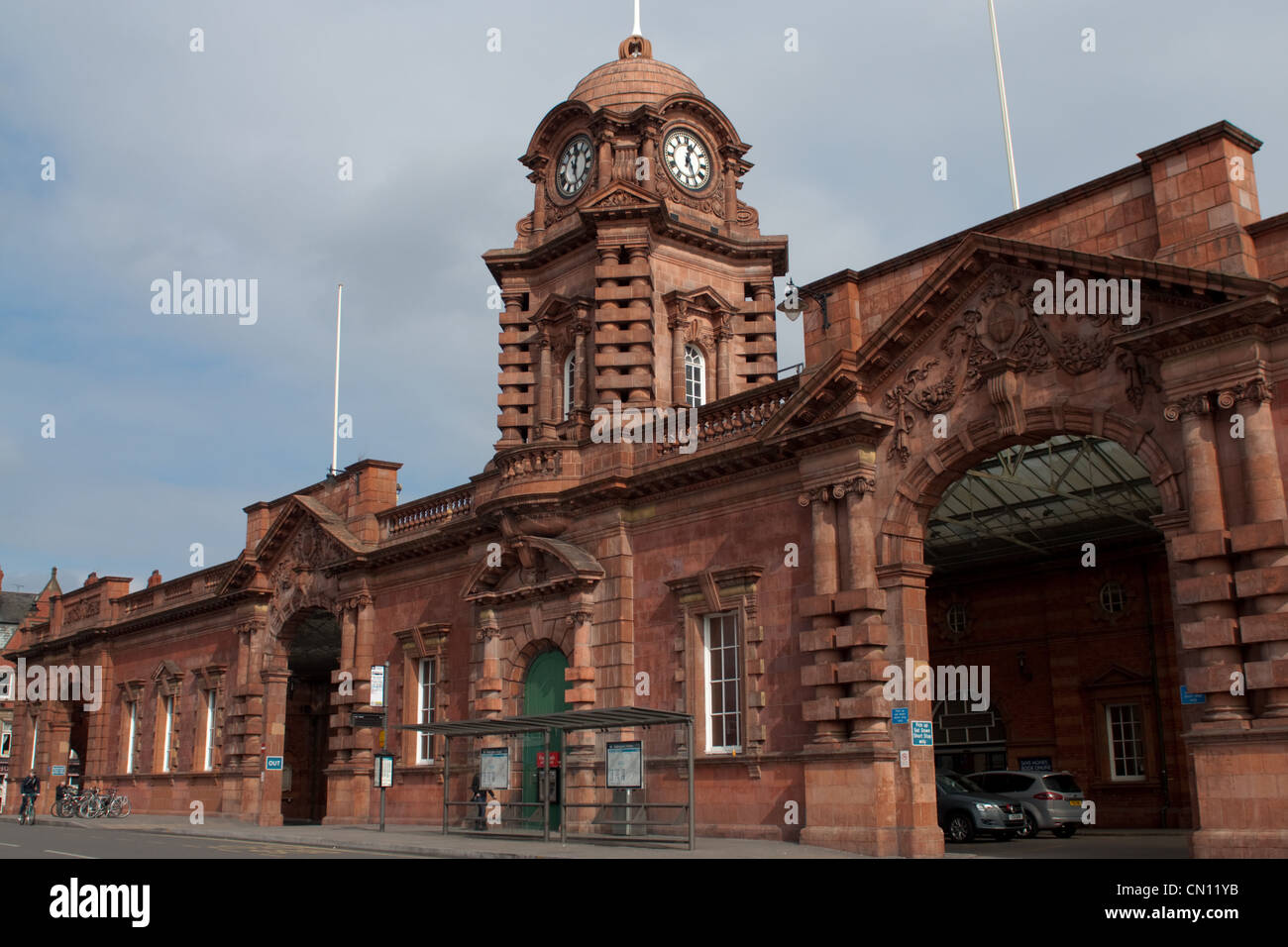 Nottingham Railway Station Stock Photo - Alamy