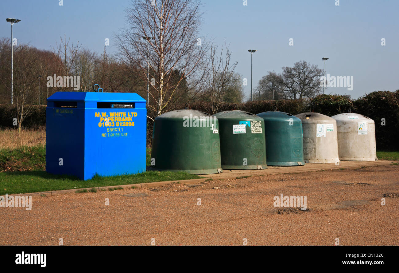 Community recycling bins hi-res stock photography and images - Alamy