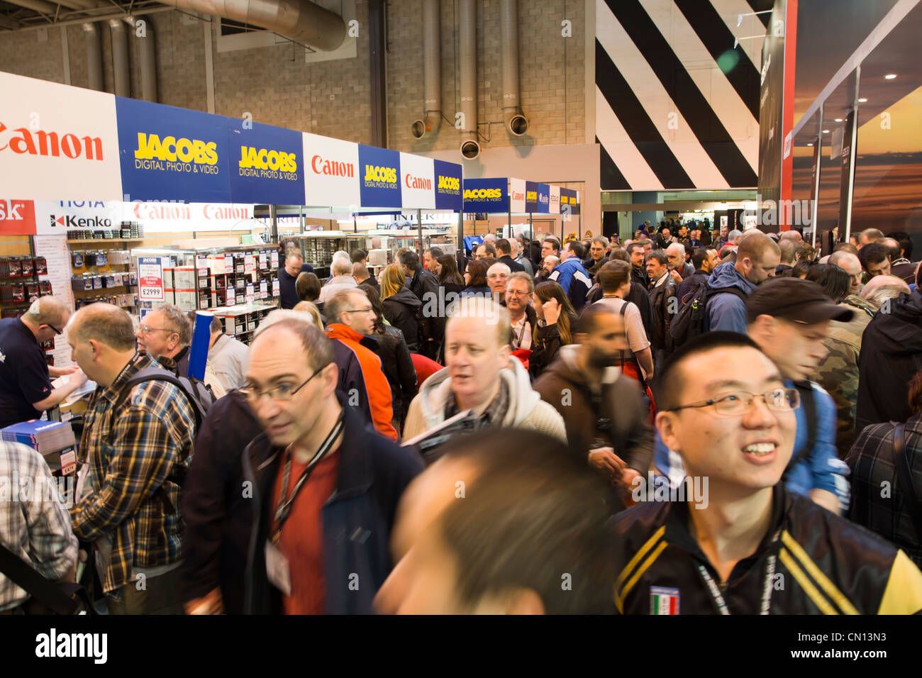 Crowds of photography enthusiasts at the Focus camera show in ...