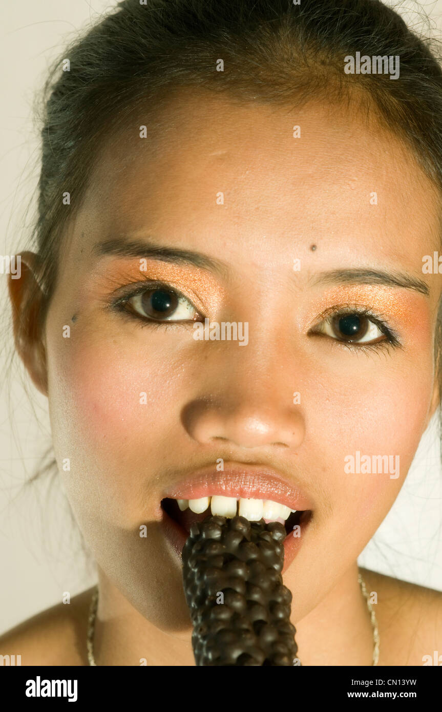 Filipina bar girl hi-res stock photography and images - Alamy