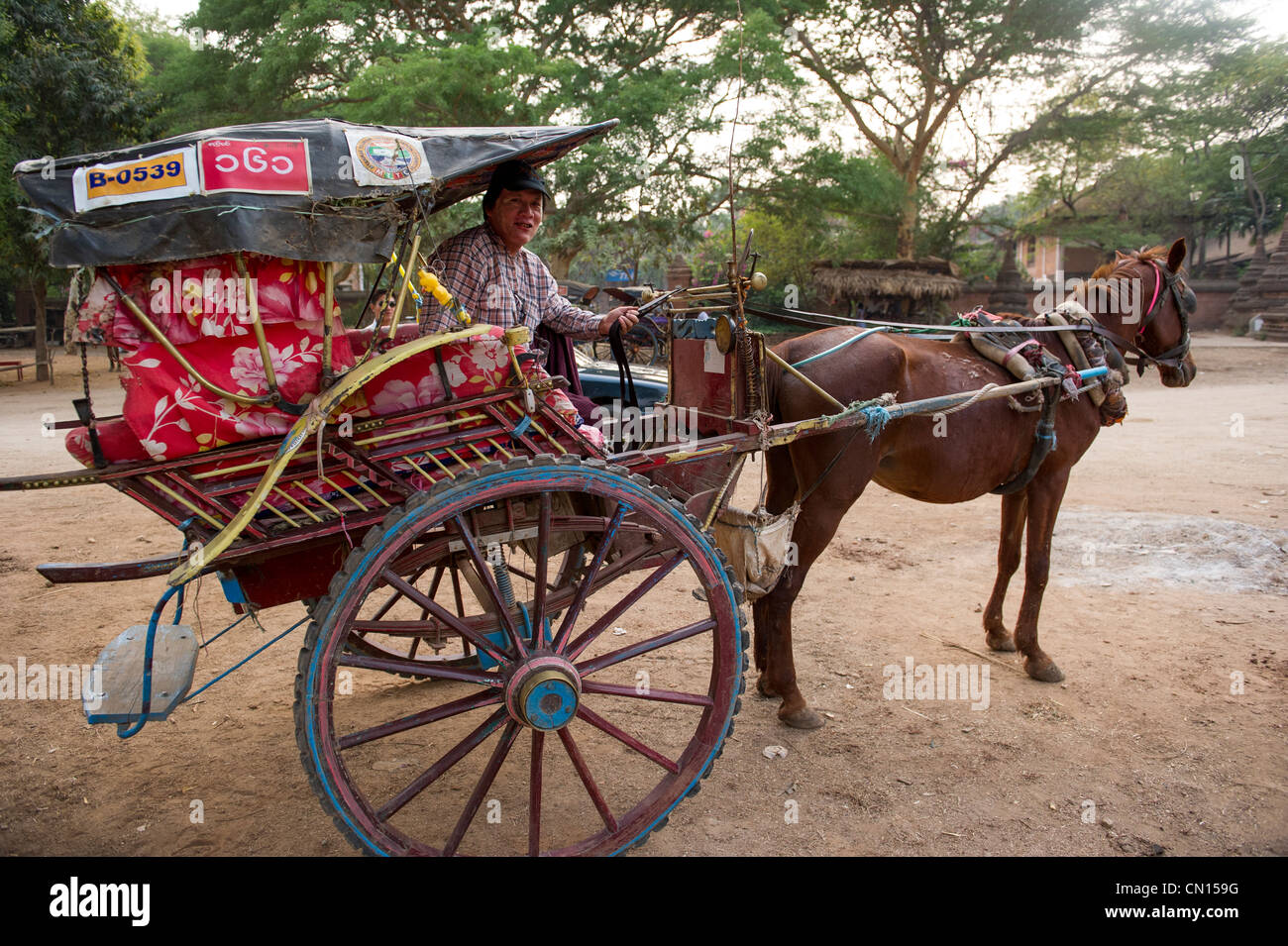 Bagan horse cart hi-res stock photography and images - Alamy
