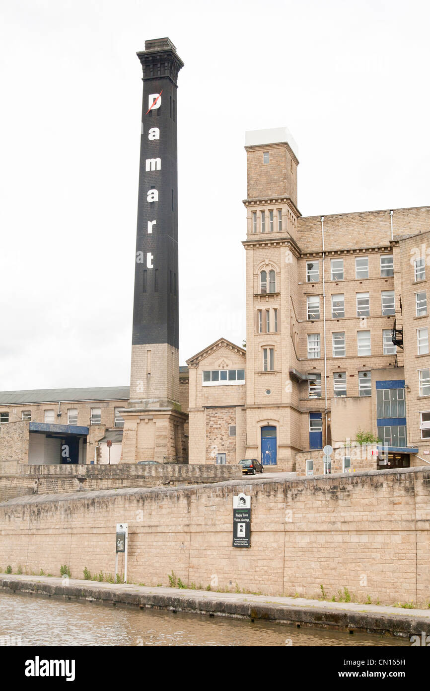 Damart mills bingley hi-res stock photography and images - Alamy