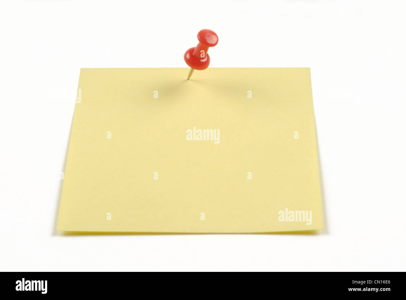 push pin and note paper office on white background Stock Photo - Alamy