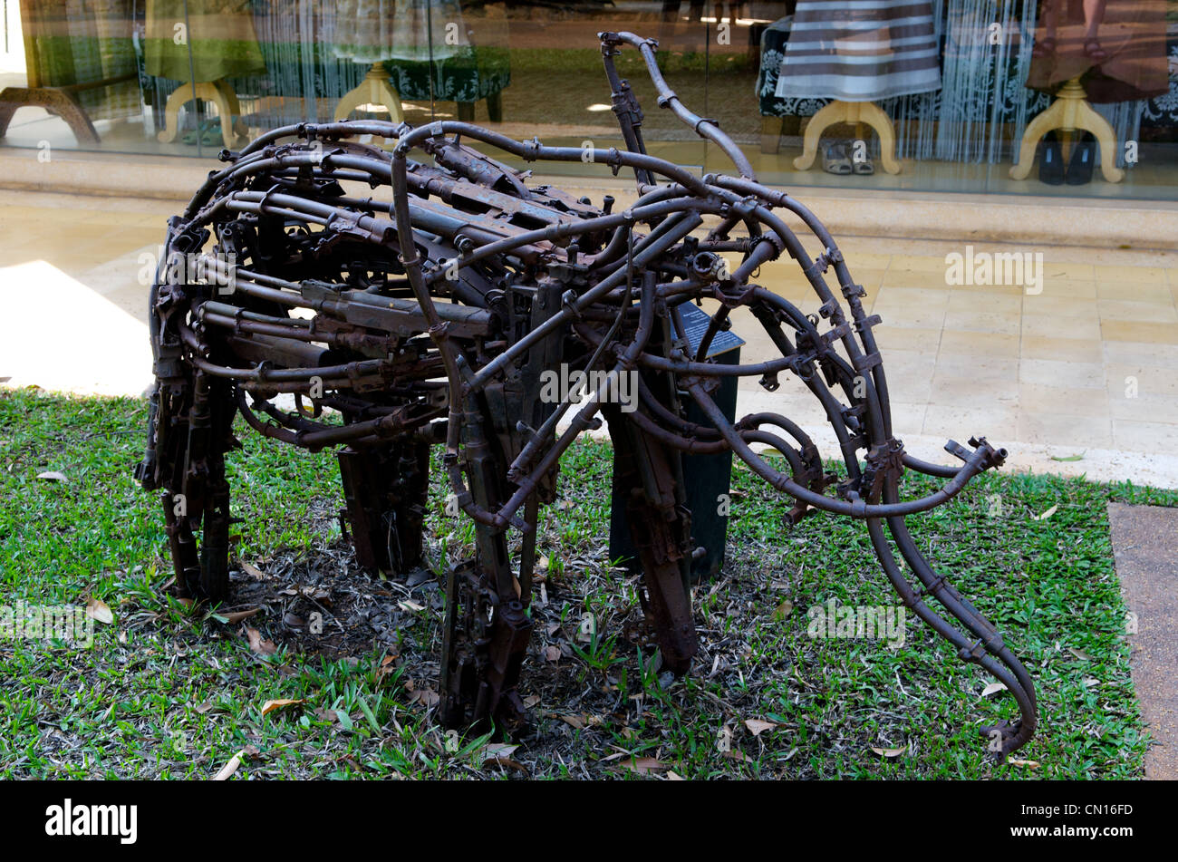 Elephant guns hi-res stock photography and images - Alamy
