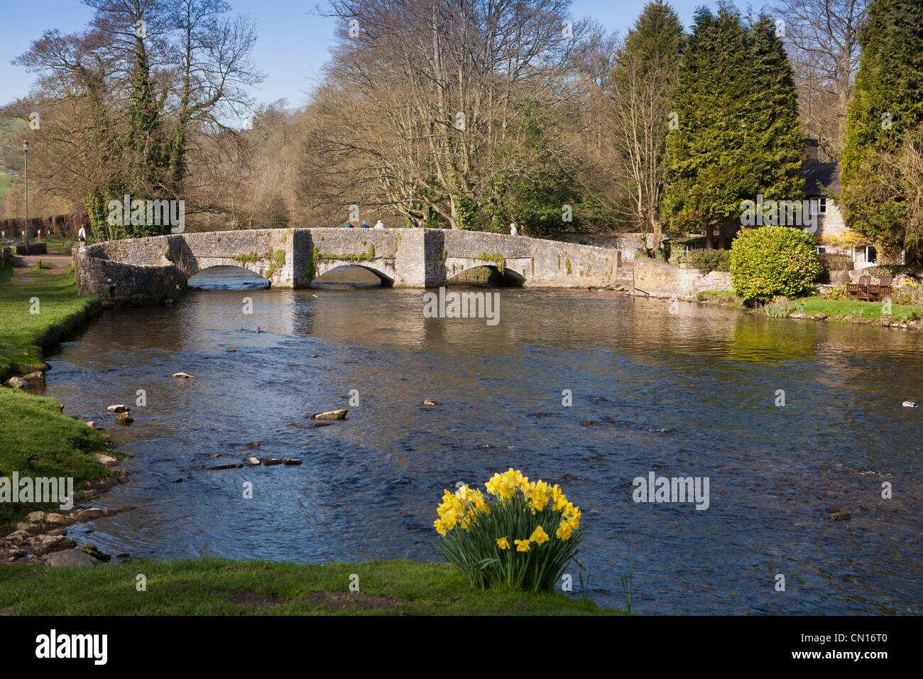 Ashford-in-the-Water, Sheepwash Bridge over the River Wye, Derbyshire ...