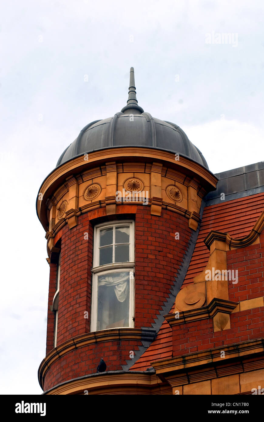 Classic london building hi-res stock photography and images - Alamy