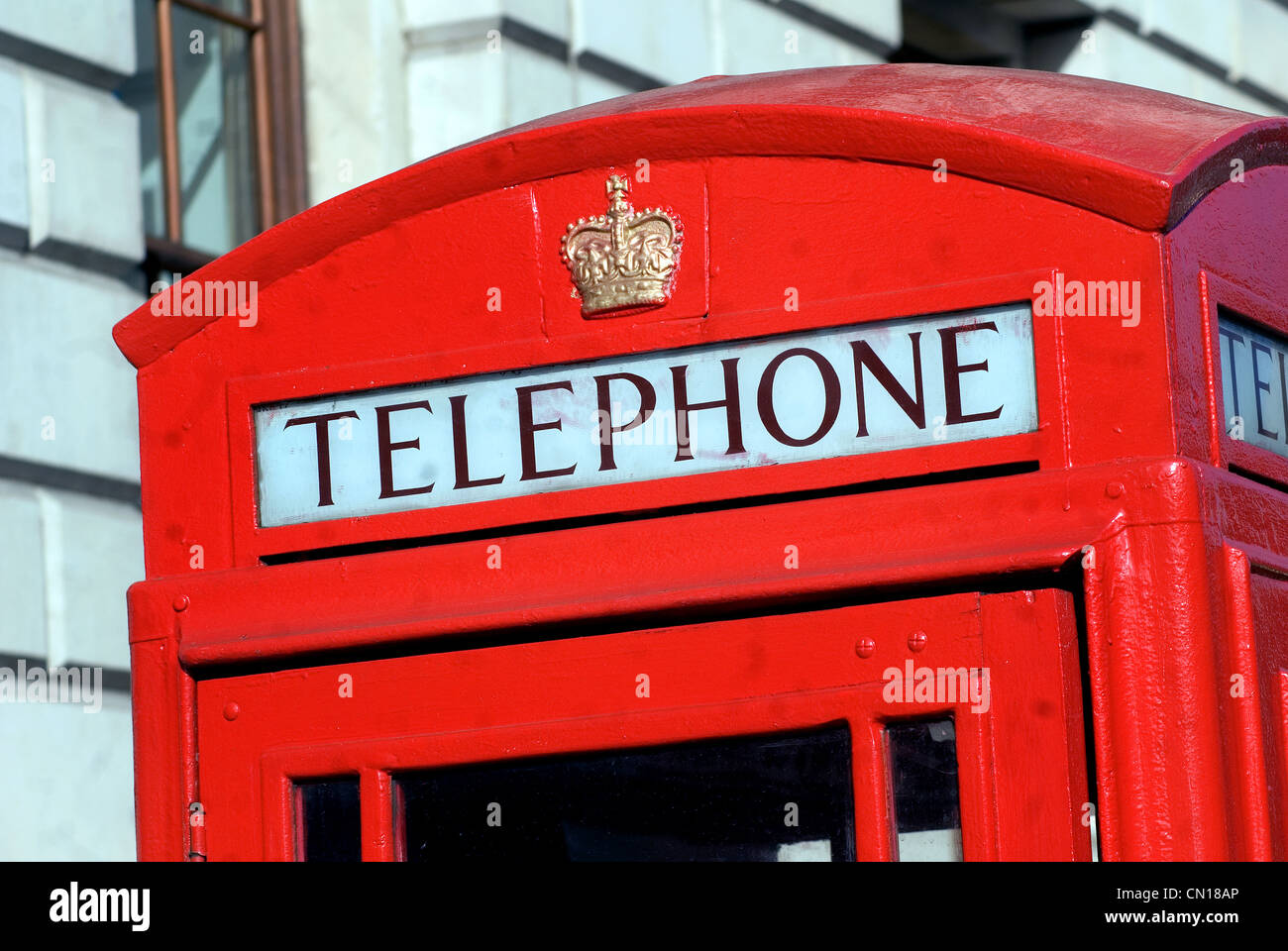 English red phone booth hi-res stock photography and images - Alamy