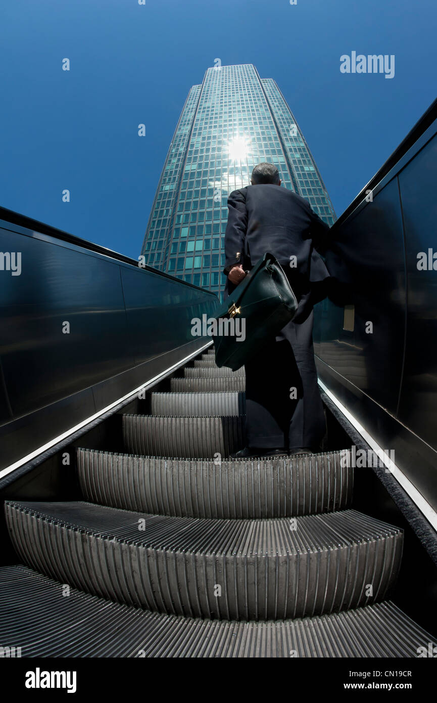 Person climbing ladder to a star hi-res stock photography and images ...