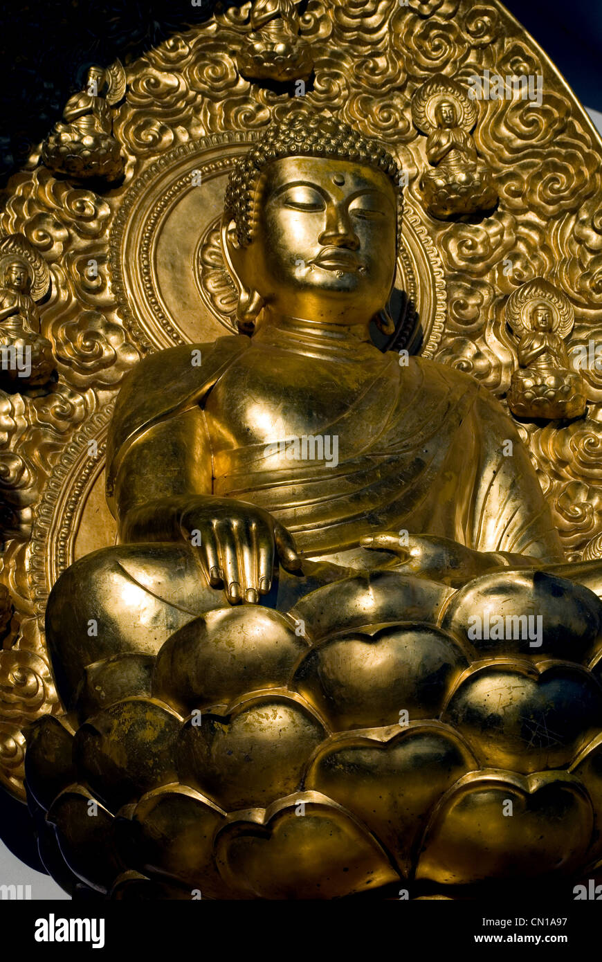Budha sculpture hi-res stock photography and images - Alamy