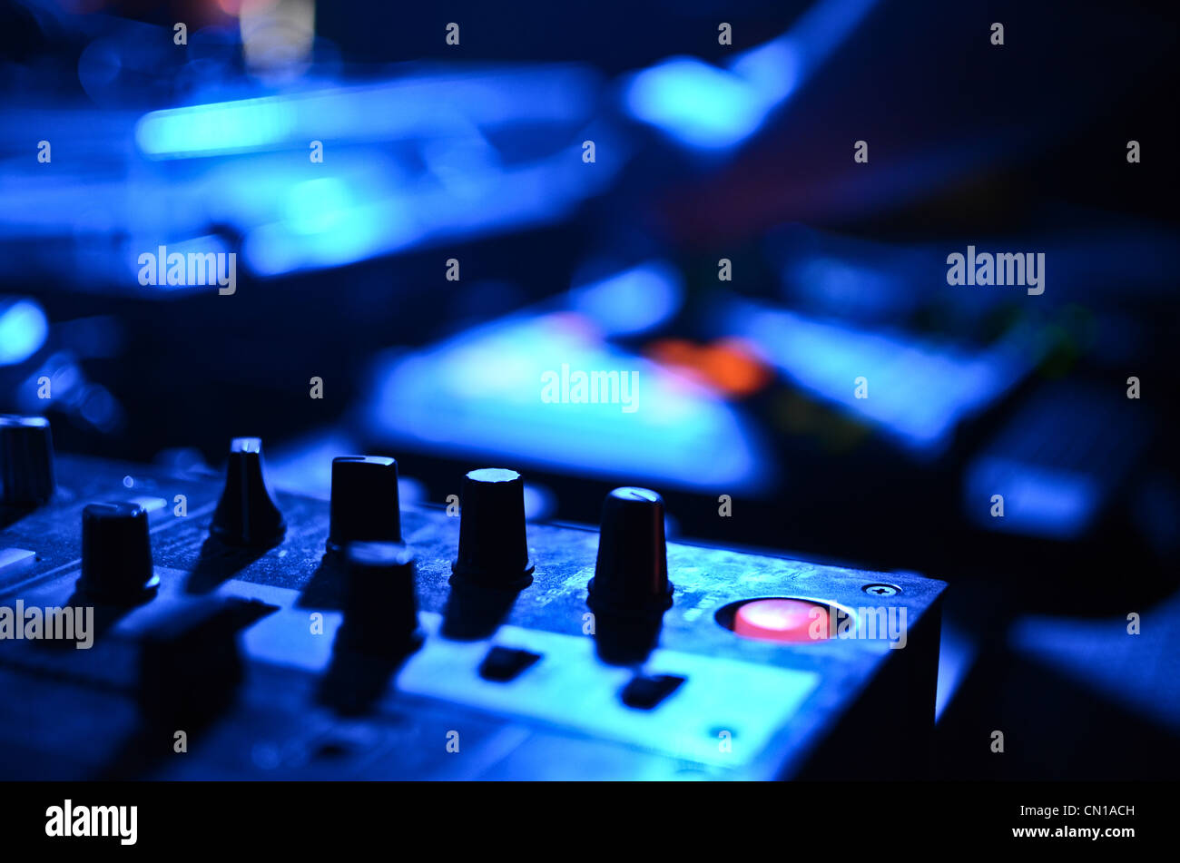 Set audio control buttons hi-res stock photography and images - Alamy