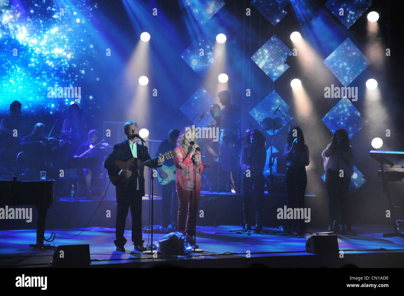 Mati Caspi and Riki Gal performed their new concert called " What is ...