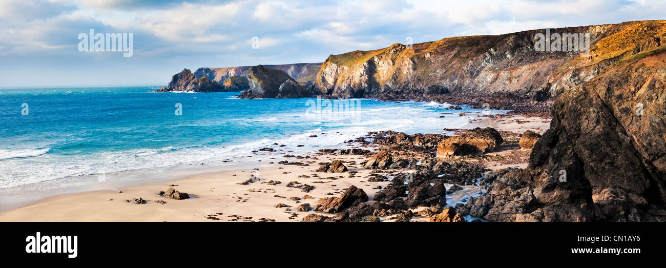 Dramatic winters light on the remote Pentreath Beach on the Lizard ...