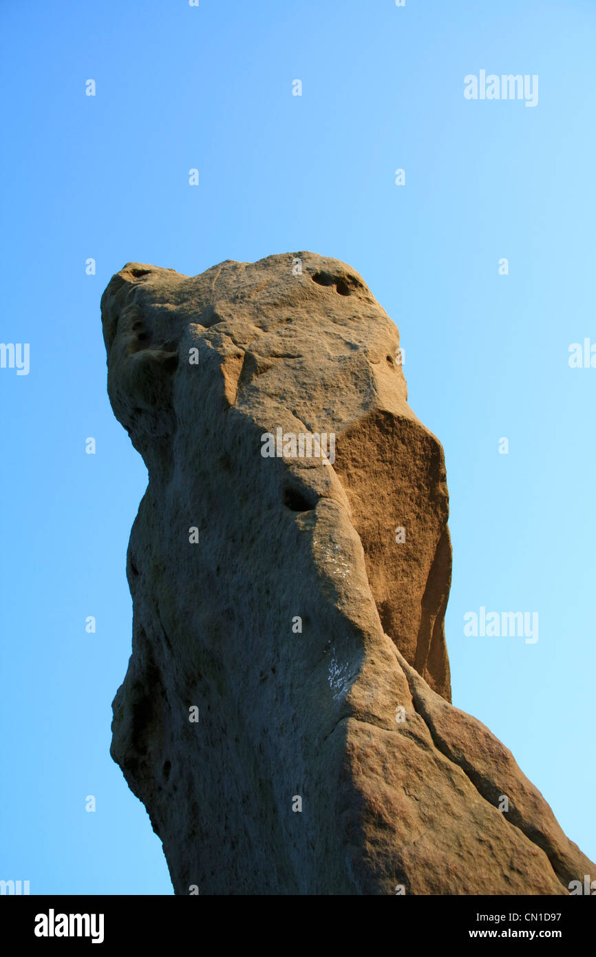 Neolithic henge monument hi-res stock photography and images - Alamy