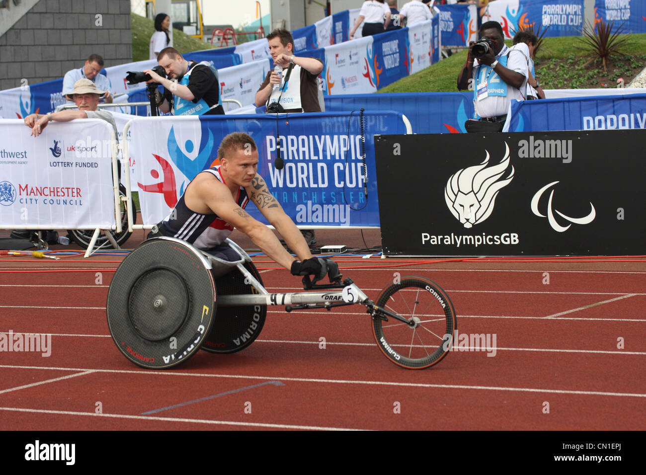 David Weir Paralympian athlete Stock Photo - Alamy
