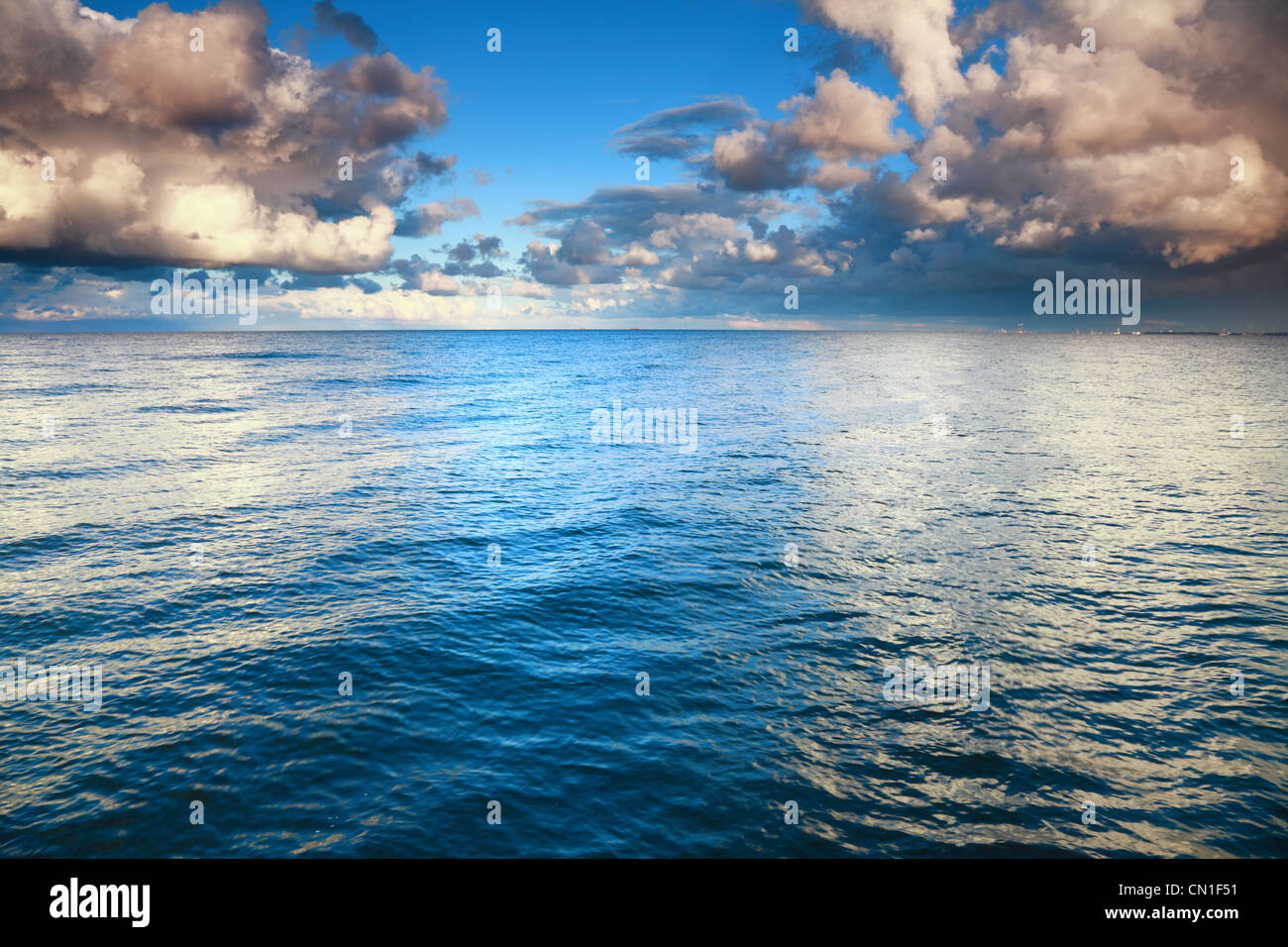 Horizon sea sky, storm, tempest, sky clouded over Stock Photo - Alamy
