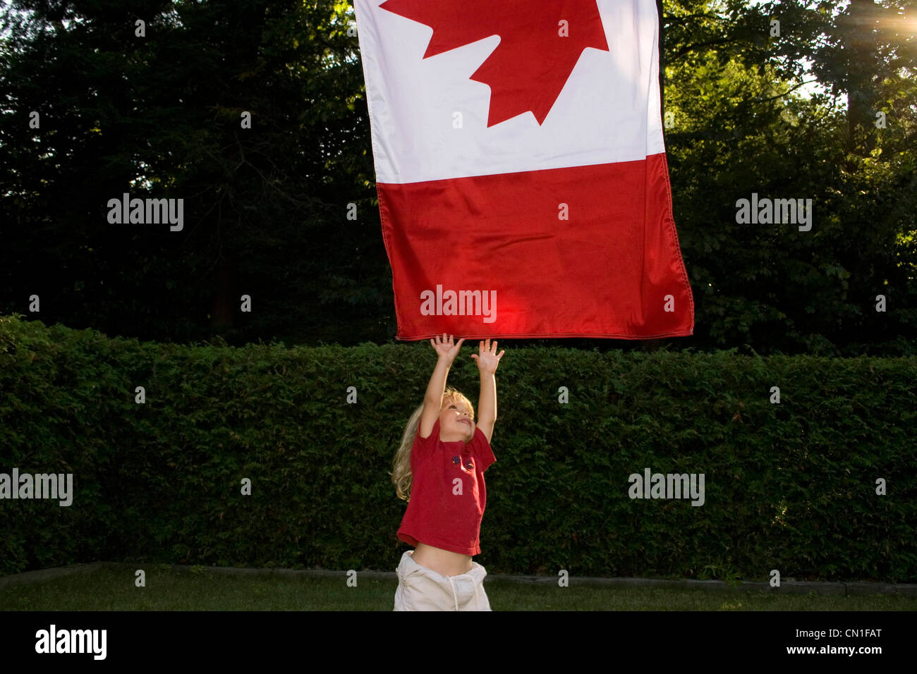 Boy canadian flag hi-res stock photography and images - Alamy