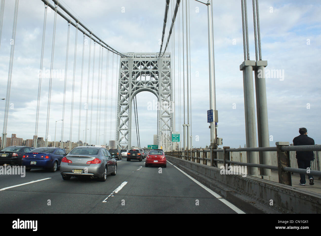 Driving over the george washington bridge hi-res stock photography and ...